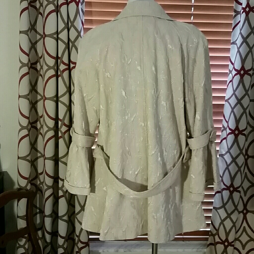 "George Simonton Says" Elegant Pea Coat. - Gem